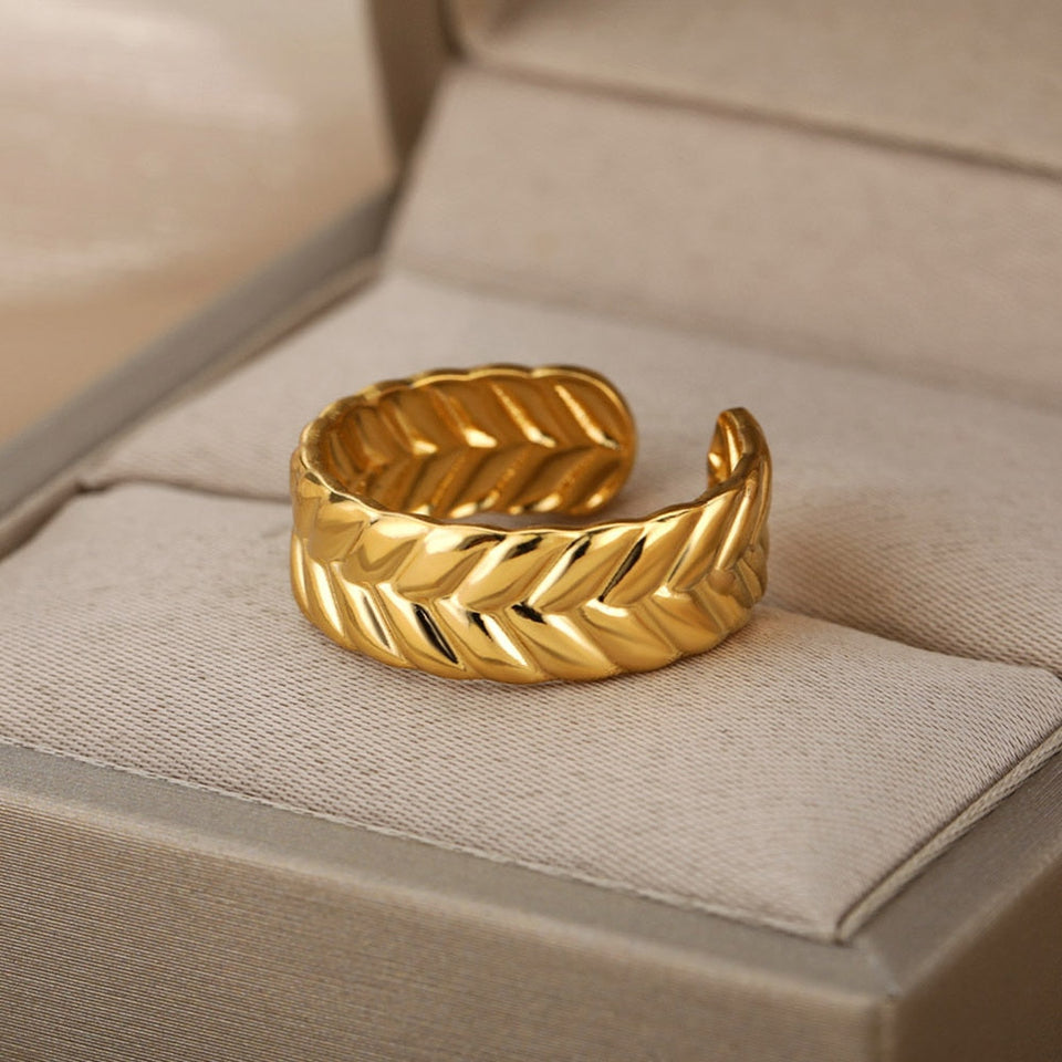 Women's Trendy Gold Color Stainless Steel Geometric Finger Ring for Gi ...